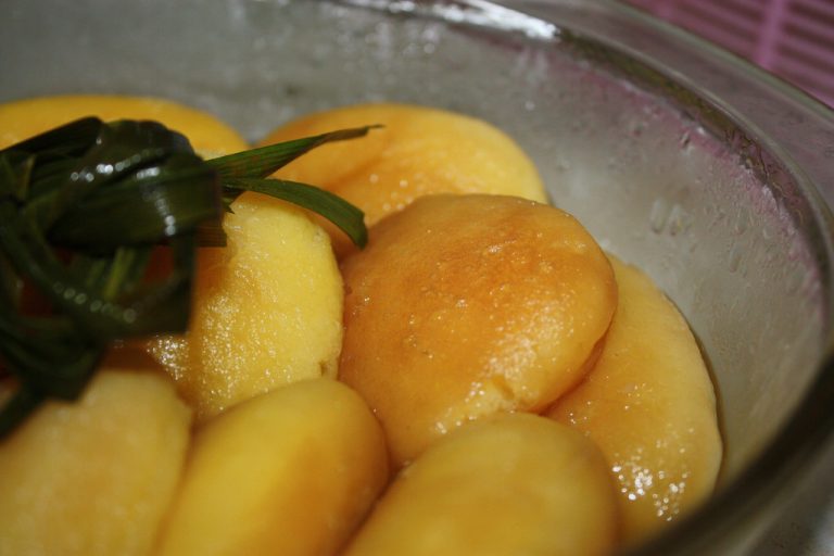 Kuih Tradisional Terengganu Nekbat Dijual Secara 'Online'