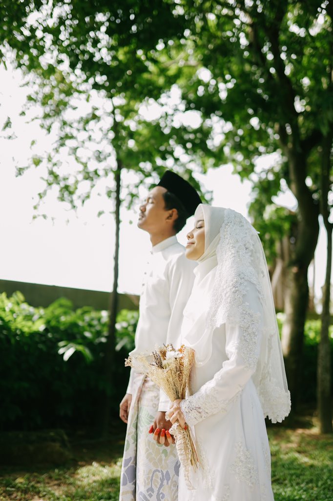 Tips 'Posing' Yang Betul Untuk Bakal Pengantin Ketika Ambil Gambar ...