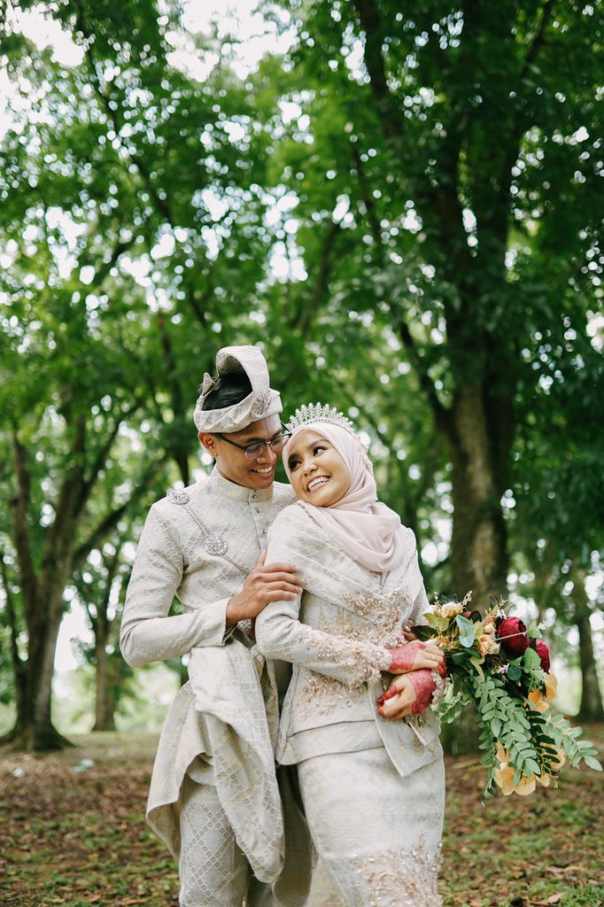 Tips 'Posing' Yang Betul Untuk Bakal Pengantin Ketika Ambil Gambar ...