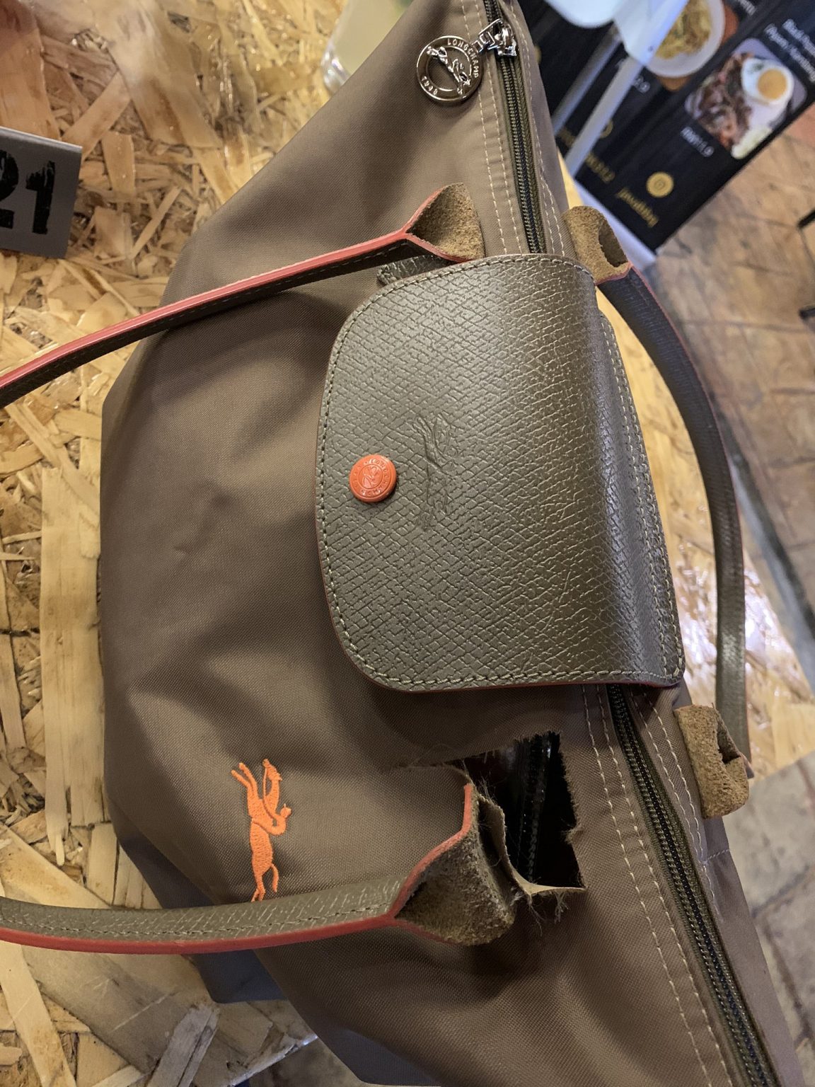 Wanita Ini Sampai Tangan Cedera Dakwa Bergelut Dengan Dua Peragut ...