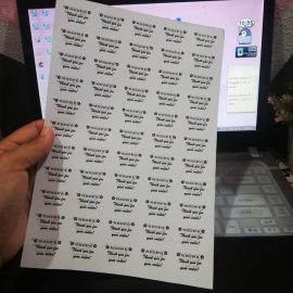 Wanita Ini Ajar Cara Buat 'Custom Sticker Label', Hanya Bermodalkan RM2.10