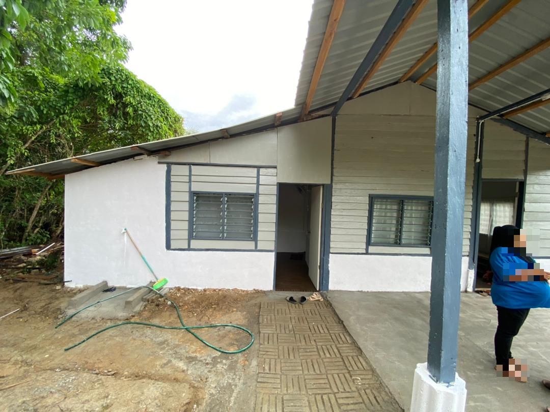 Rumah Pusaka Usang Menanti Rebah, 33 Tahun Berteman Dinding Lusuh