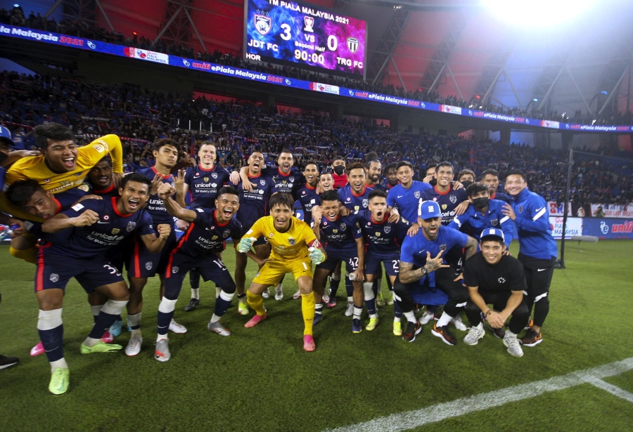 Johor Cuti, Jika JDT Julang Piala Malaysia -Menteri Besar