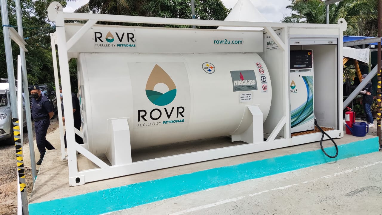 Menteri Rasmikan Sistem Kontena Mudah Alih Mini ROVR Pertama Di Malaysia