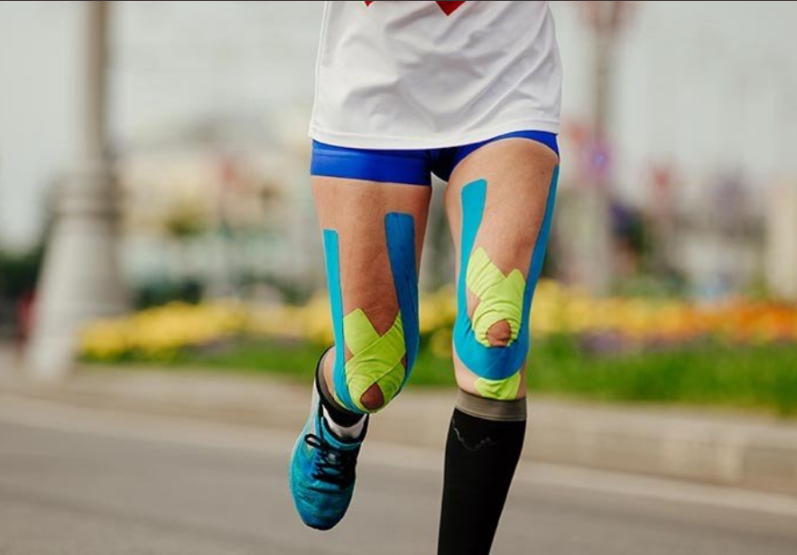 Selalu Tengok Atlet Pakai Tapi Benda Apa? Kenali Kinesio Tape ...