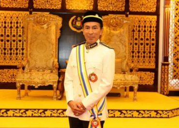 Amy Search Terima Darjah Pangkuan Seri Melaka Yang Membawa Gelaran Datuk