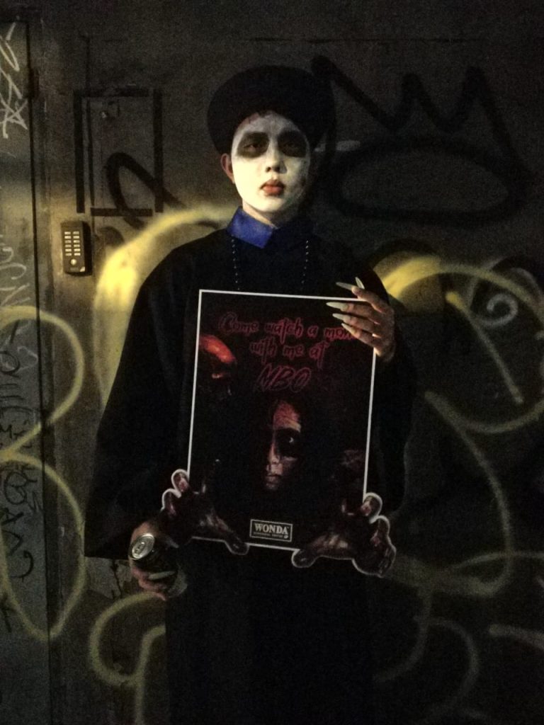 “Siap Pegang Anak,” Kelibat Dua Entiti Misteri Muncul Berdekatan KLCC ...