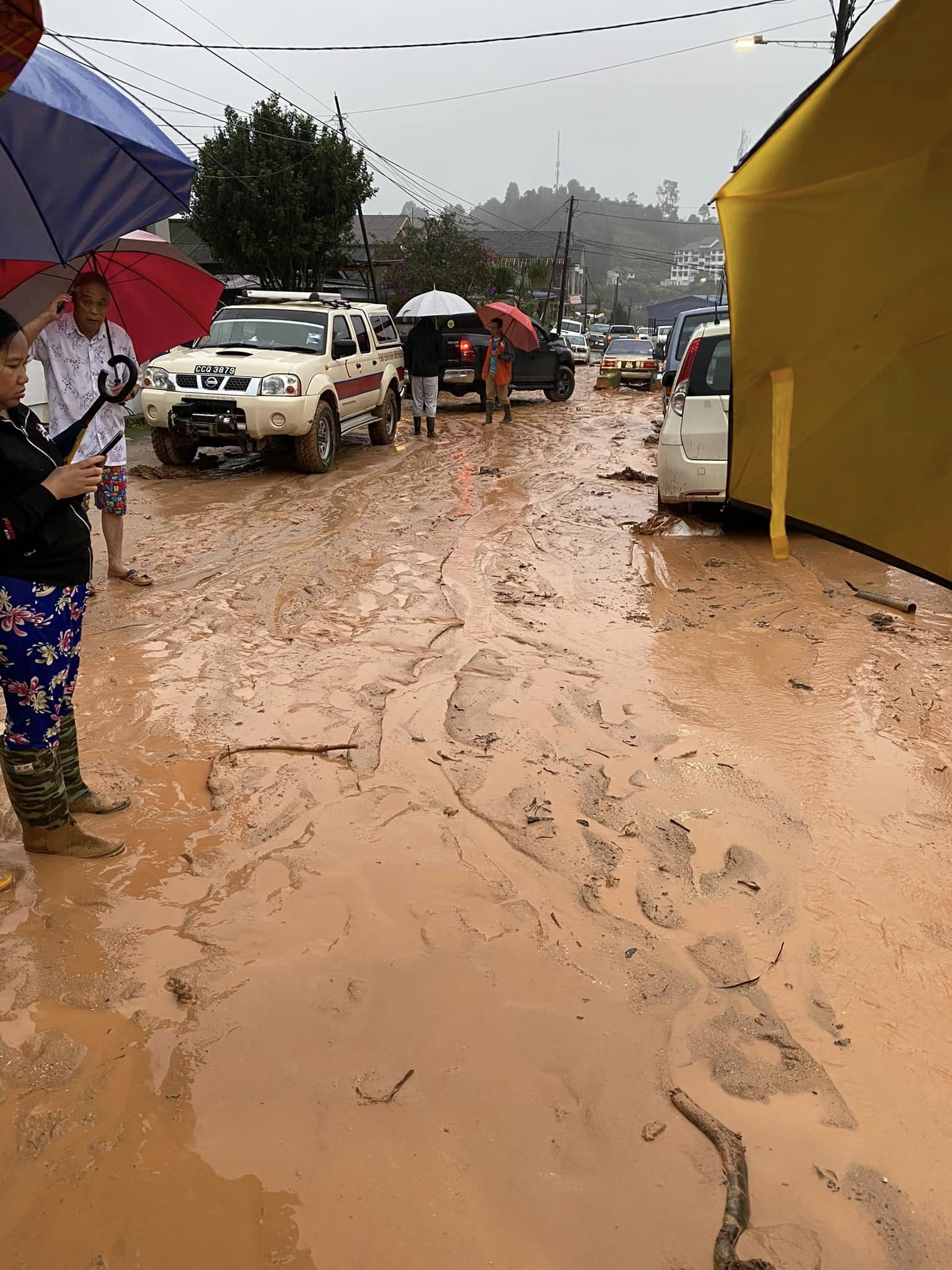 Banjir 'Coklat' Genangi Kampung Raja, Cameron Highlands