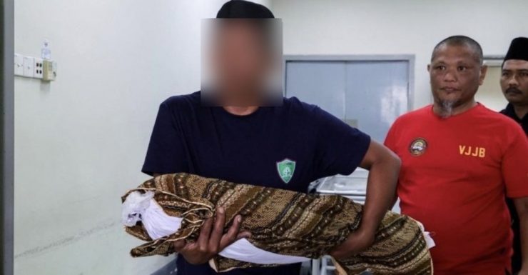 Ibu Kanak-Kanak Maut Didera Terduduk, Nangis Lihat Jenazah