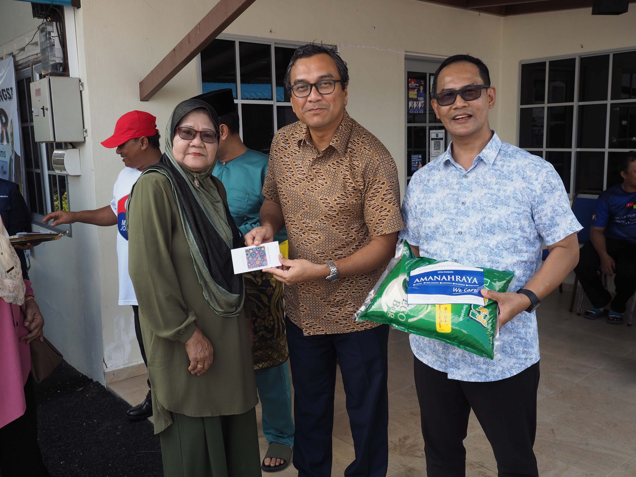 Amanah Raya Komited Bantu 165 Mangsa Banjir Di Muar, Johor