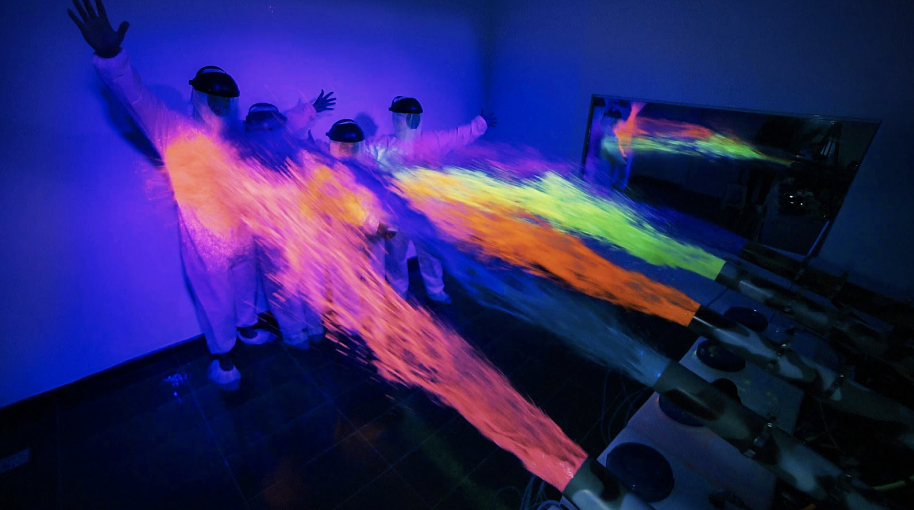 Bomb Battle, Permainan Video Imersif Dengan Bom Cat Terbesar Pertama Di ...