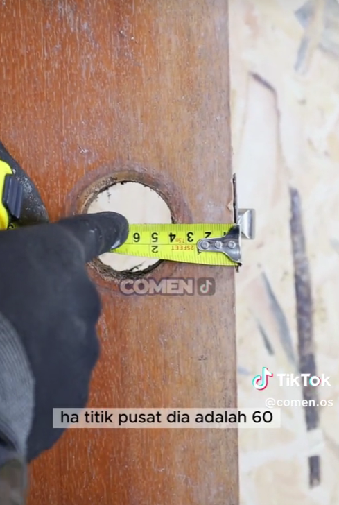 Tombol Tak Bergerak? Abang Ni Tunjuk Cara Tukar "Latch" Pintu Dengan Mudah