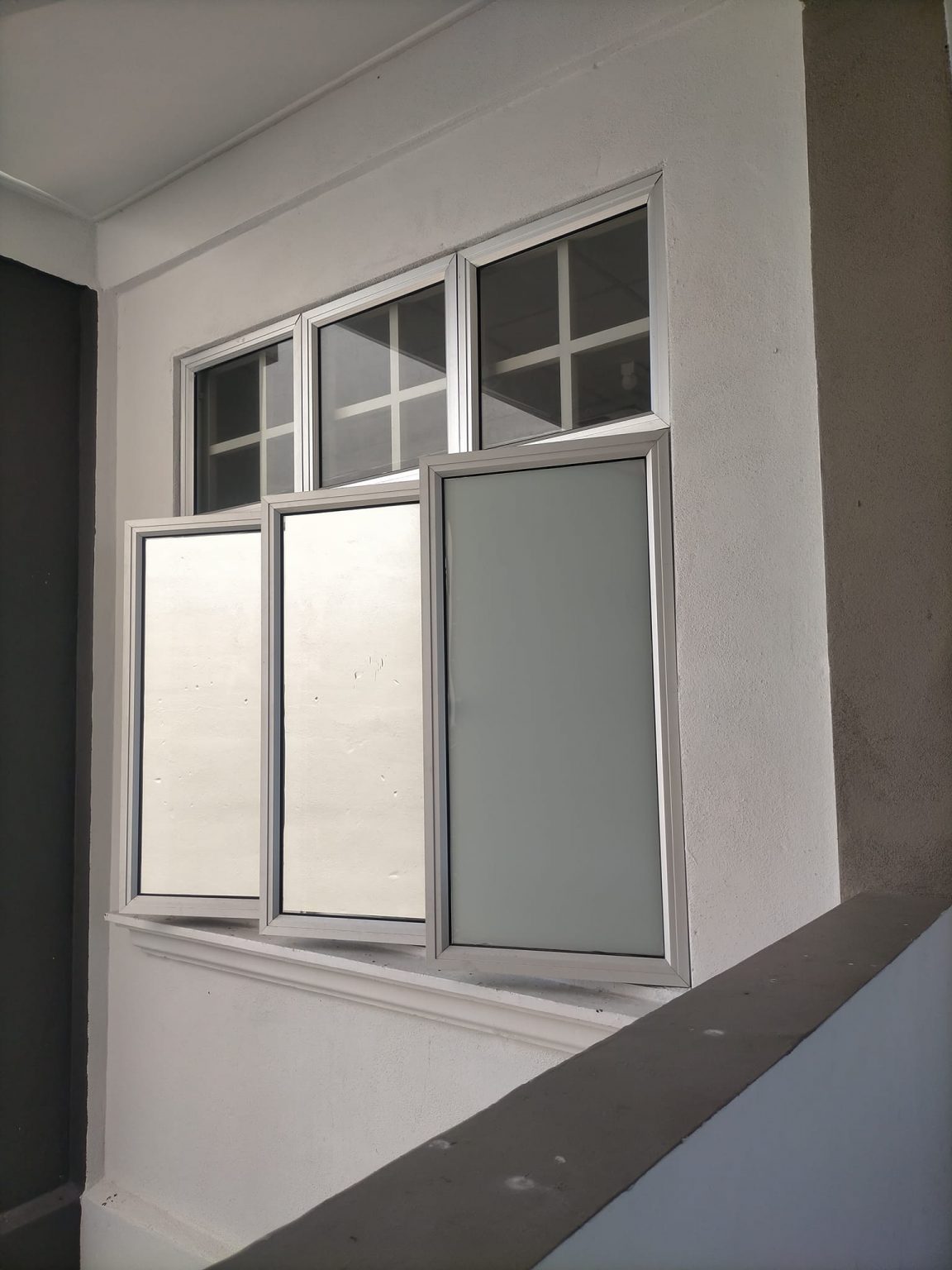 Terus Nampak Mahal, Ini Tips Pasang Sendiri "Tinted" Pada Tingkap Rumah