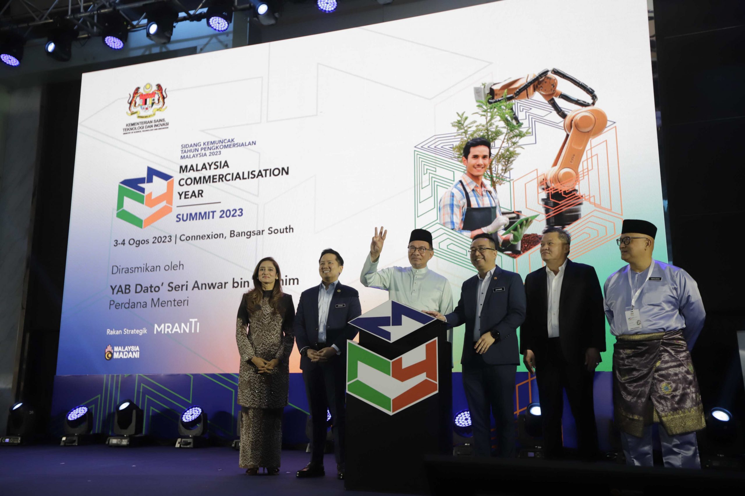 474 Produk Tempatan Dengan Nilai Hasil RM540 Juta Berjaya ...