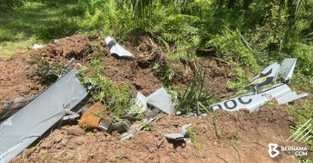 Pesawat Ringan Terhempas Dinaiki Dua Penumpang Termasuk Juruterbang