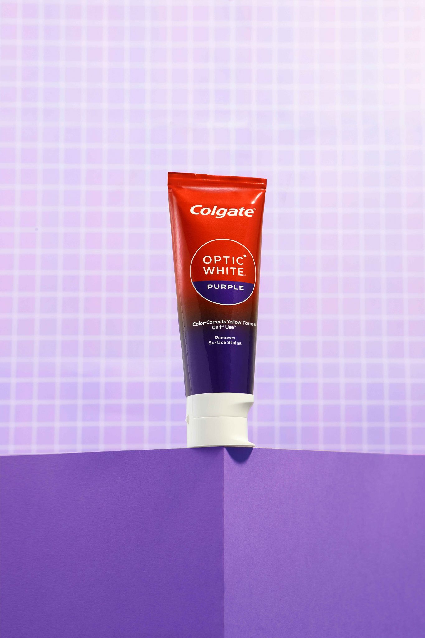 Colgate Optic White Purple: Ubat Gigi Pemutih Ungu Pertama Colgate