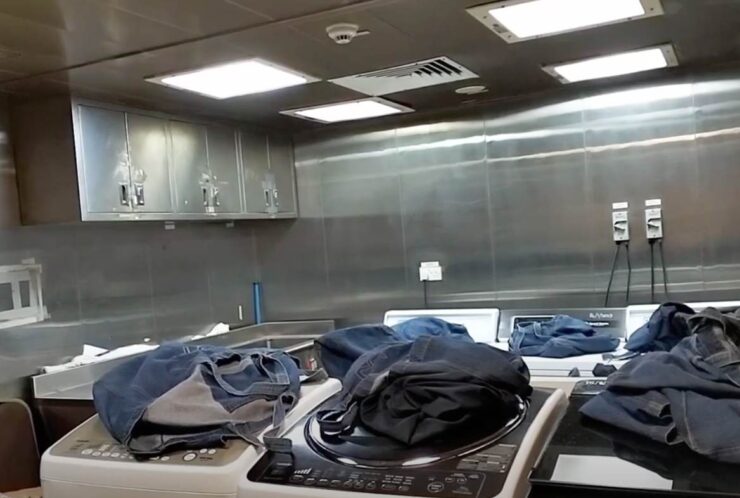 Rupa-rupanya, Ini Cara Pekerja 'Offshore' Cuci Baju