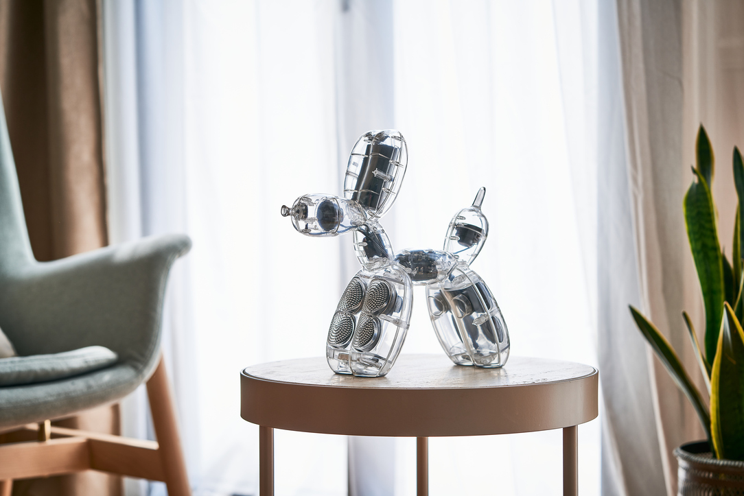 Lexon Dan Jeff Koons Hidupkan Semula Arca Ikonik Balloon Dog